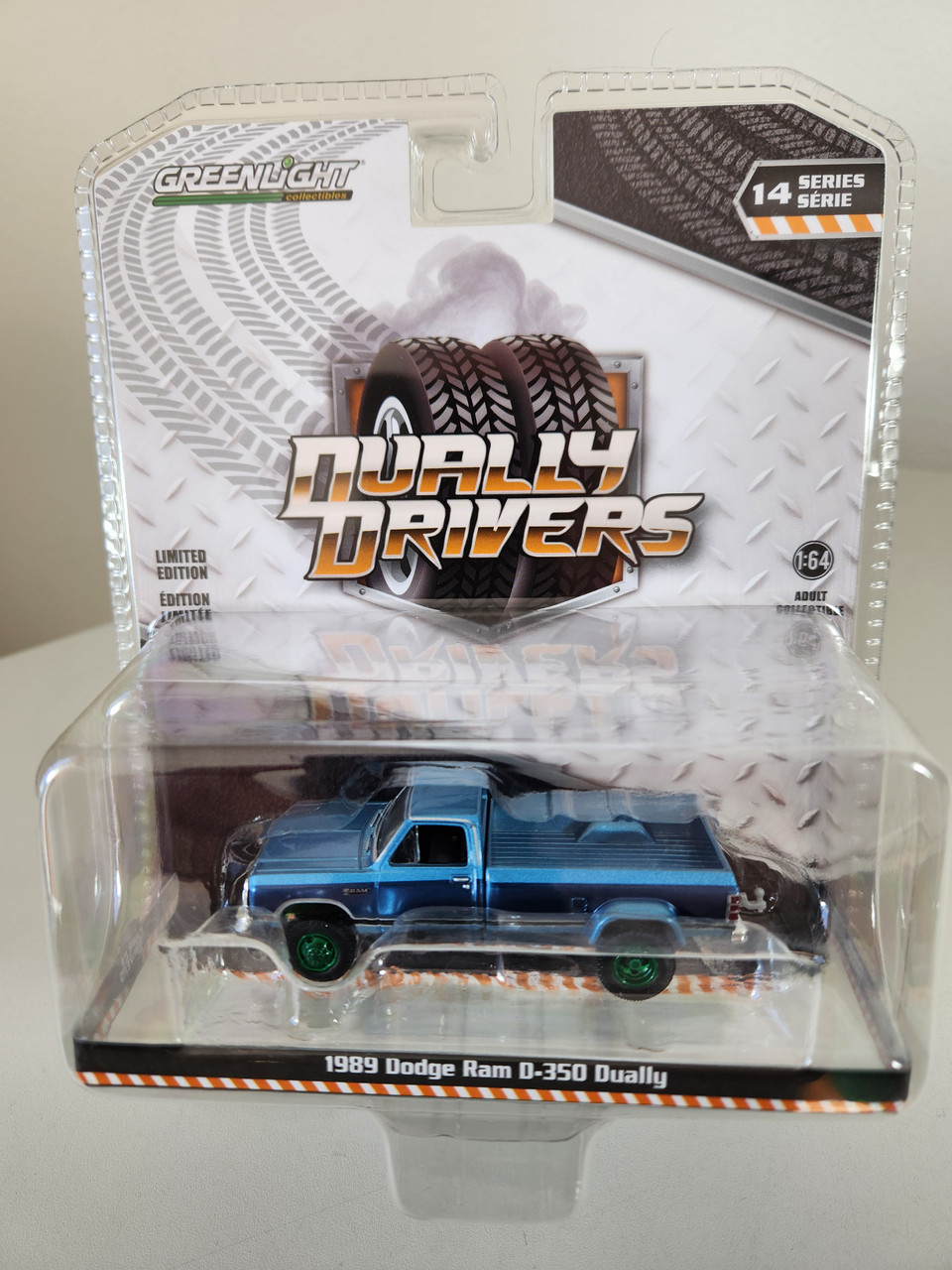 1:64 Dually Drivers Series 14 - 1989 Dodge Ram D-350 Dually – Twilight ...