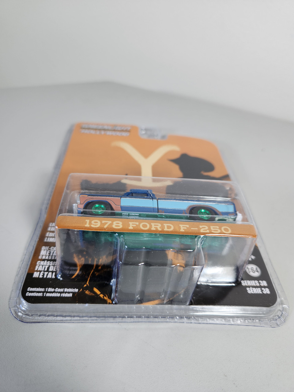 1:64 Hollywood Series 38 - Yellowstone (2018-Current TV Series) - 1978 ...