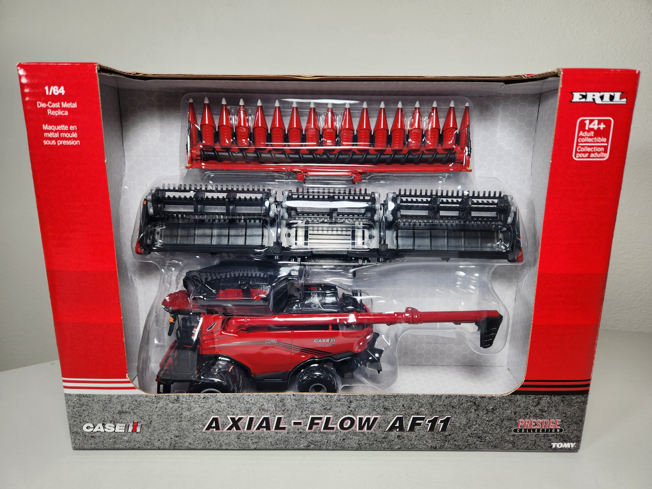 1:64 Case-IH Axial-Flow AF11 Combine, Prestige Collection by Ertl ...