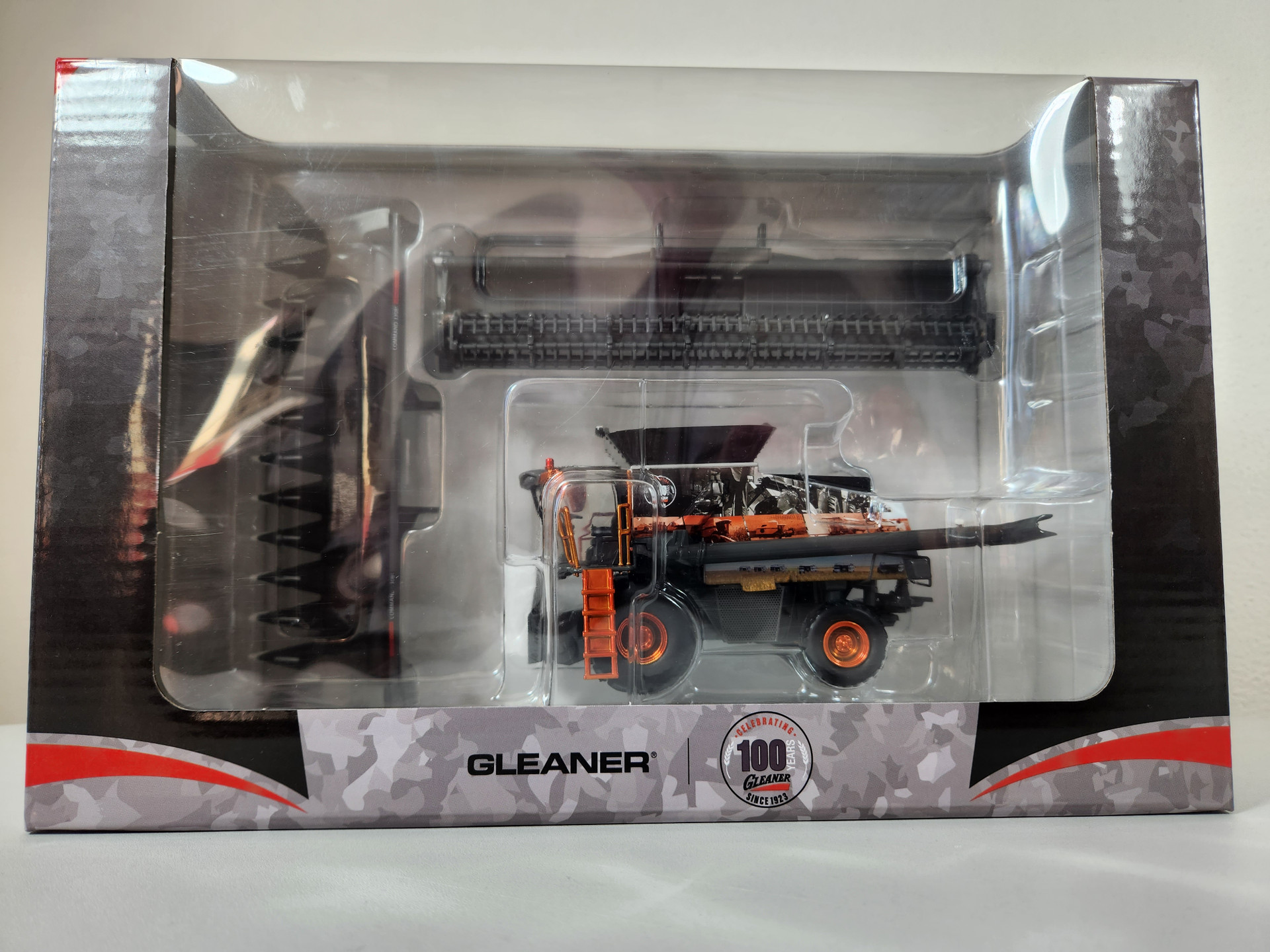 1:64 Gleaner 100th Anniversary Super Series Combine Centennial Chase ...