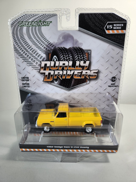 1:64 Dually Drivers Series 15 - 1982 Dodge Ram D350 Dually ...
