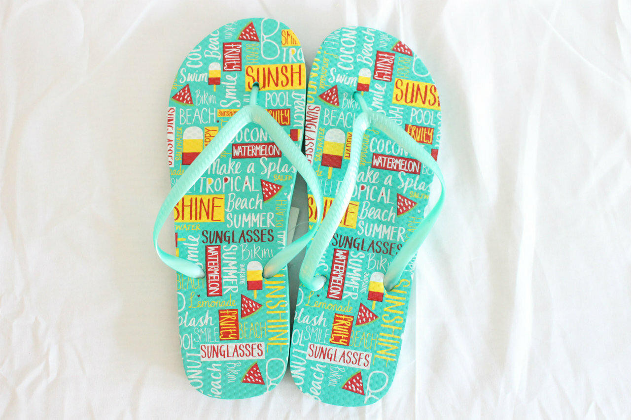 Summer Theme Flip Flops | beachgoods