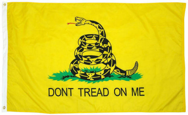 Dont Tread On Me (aka Gadsden) Flag (3' x 5') | beachgoods