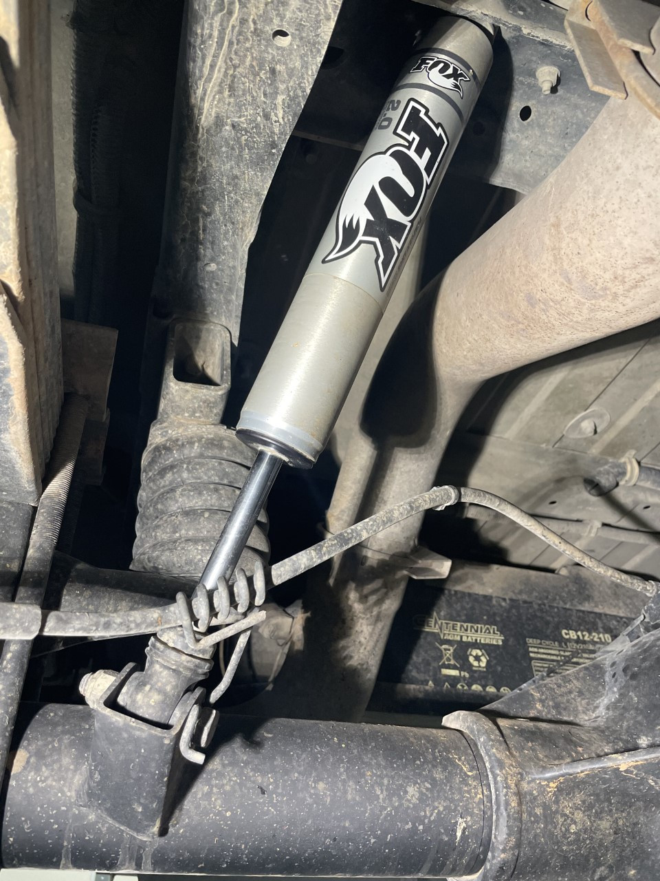 Fox Shox 2.0 Performance Series - Rear | Field Van