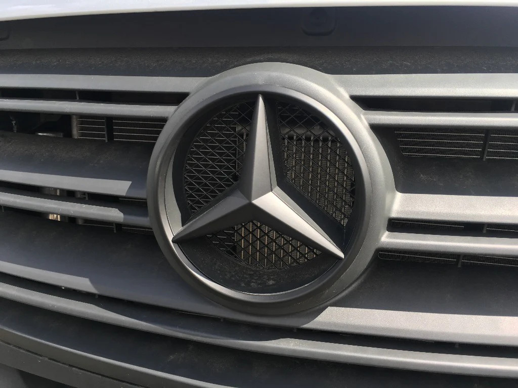 Mercedes Sprinter Black Front Emblem | Field Van