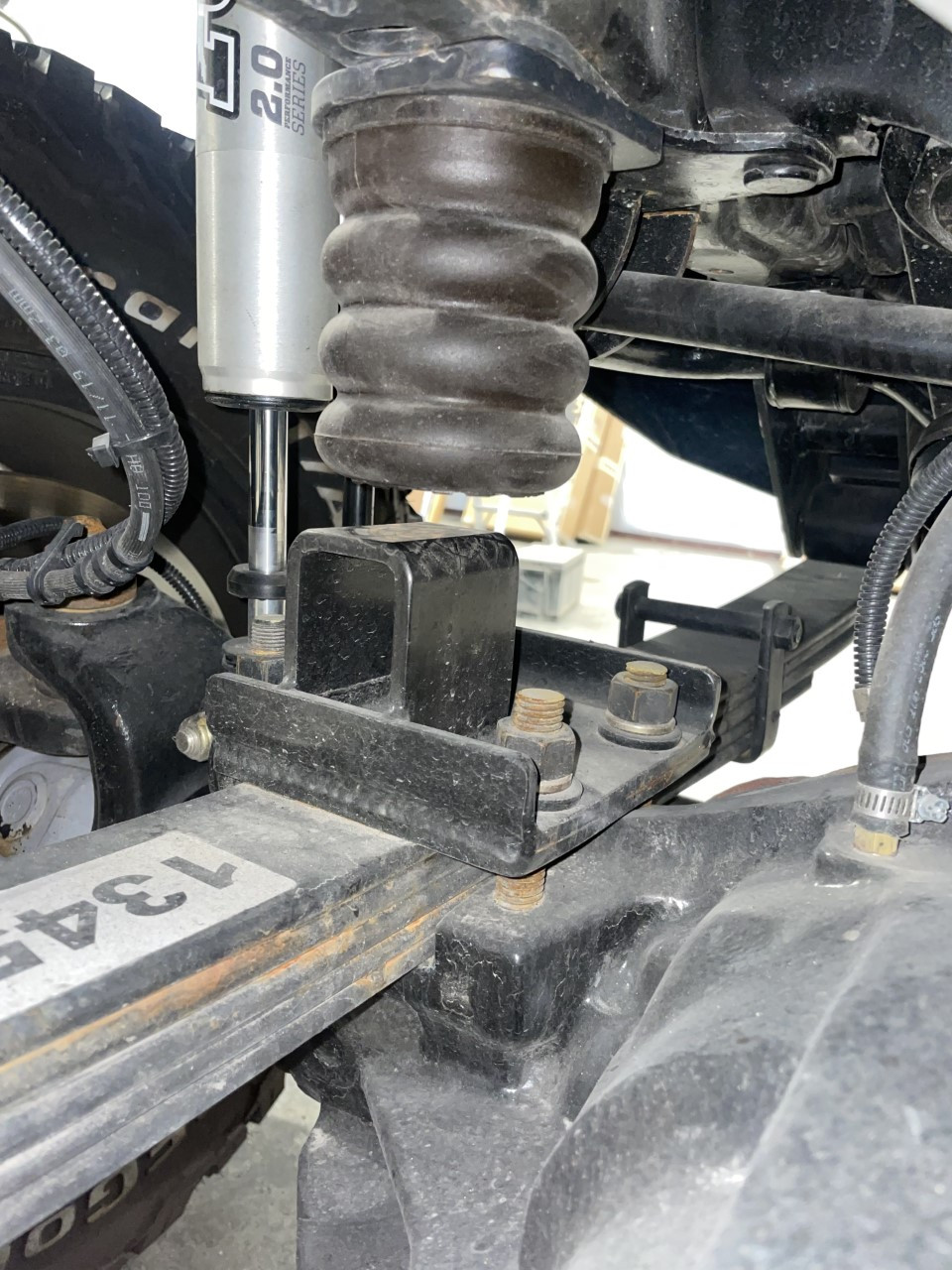 E-Series Front Axle Spring Plate Set (Lower Shock Mounts)