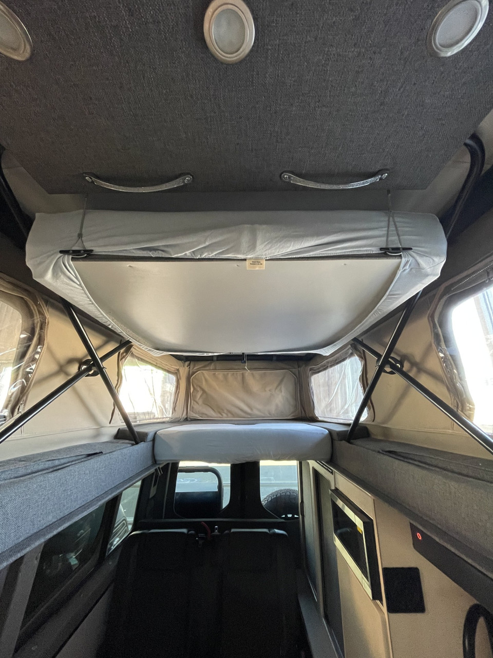 *NEW* Pop Top Bed Sheets by Summit Sheets (Mercedes Sprinter)