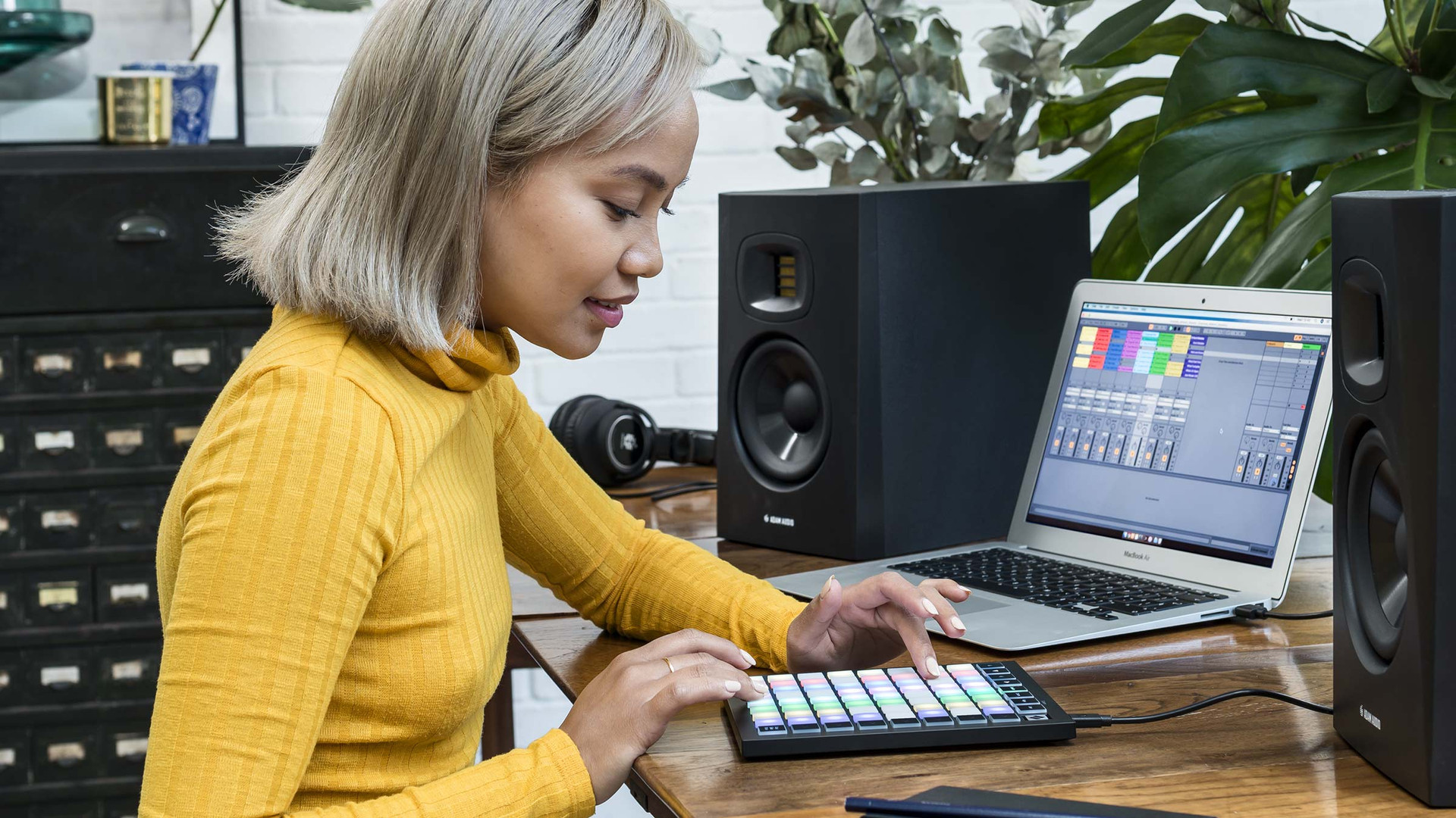 Launchpad Mini | Novation