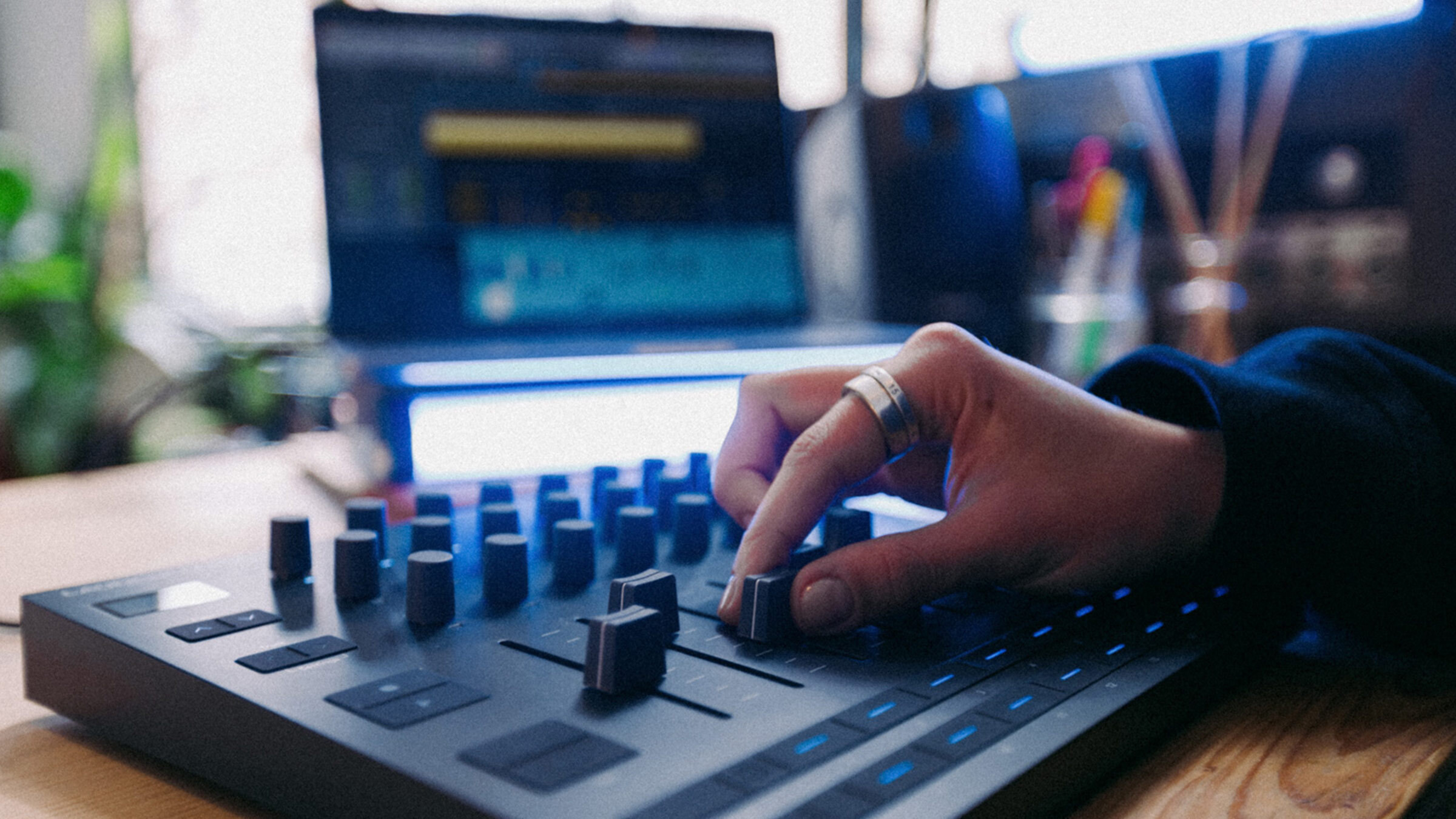 MIDI Controllers | Novation