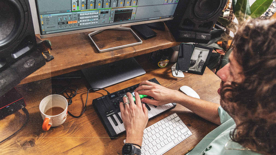 Launchkey Mini 25 MK4 | Novation