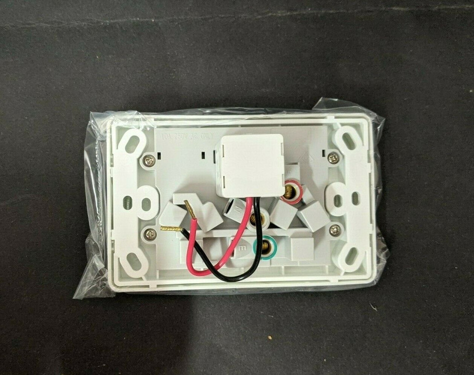 Double Pole 15 amp double outlet GPO - Electric Direct