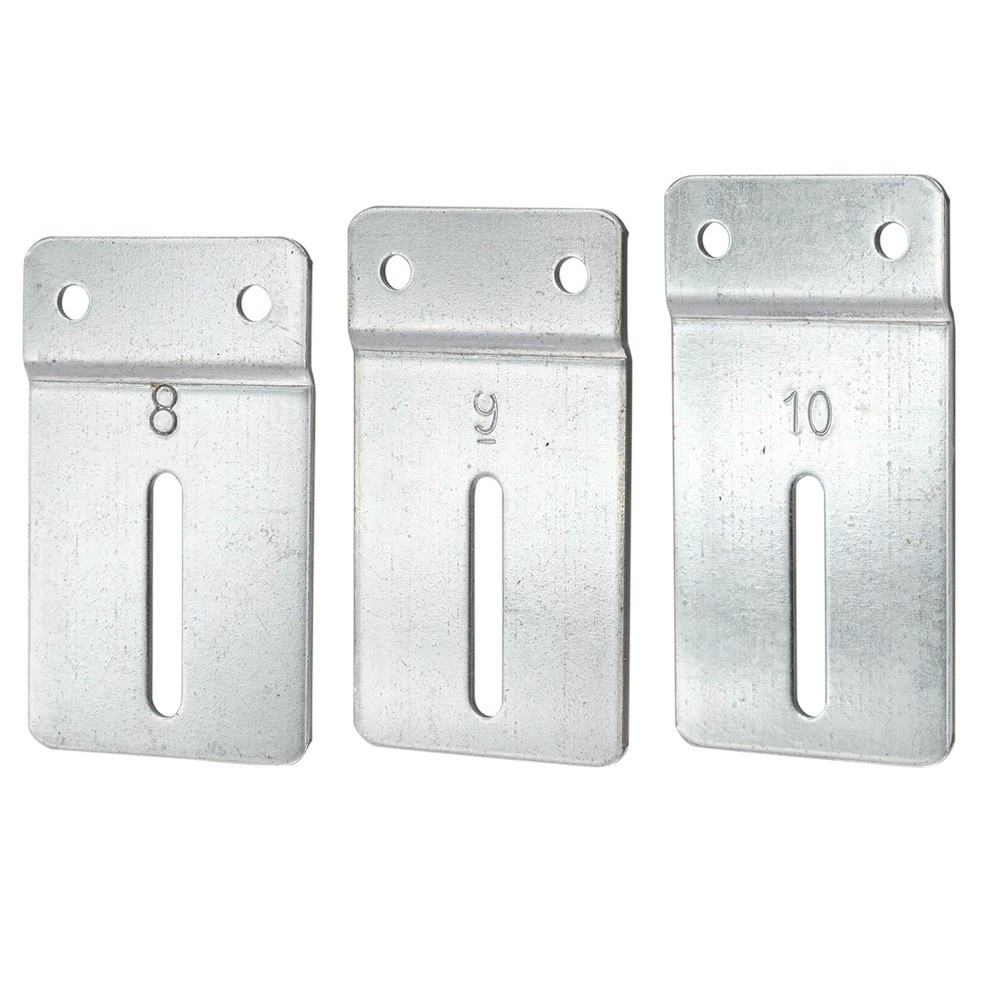 Graduated Offset Track Clips for Reverse Jamb Angles
