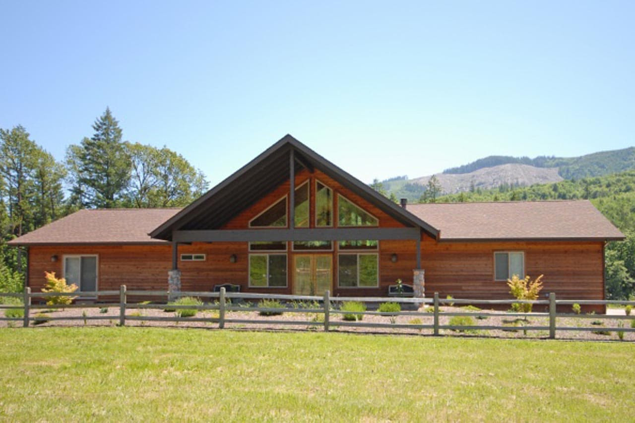 Lodge Style House Plans & Floor Plans - Rustic House Plans & Floor ...