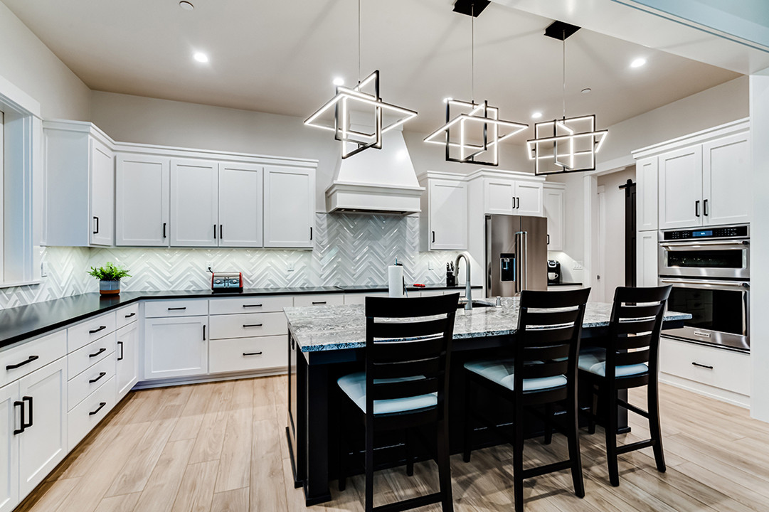The Kitchen Conundrum: A Guide to Open-Concept vs. Closed Kitchens ...