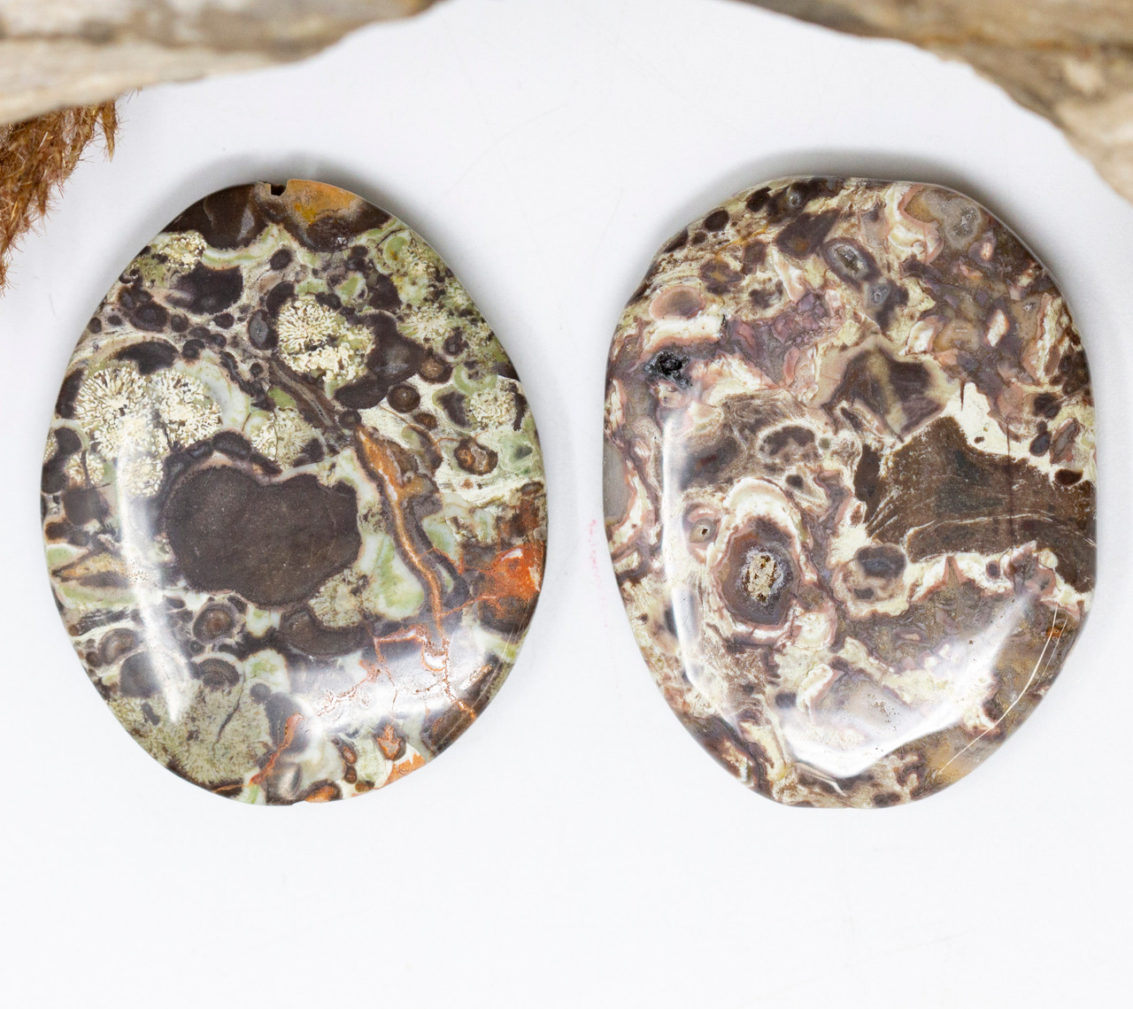 Birds Eye Rhyolite 40x50mm Oval - Bead World