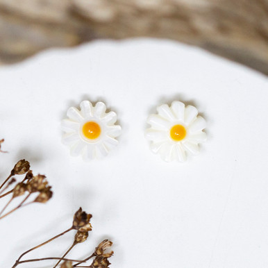 Natural Shell 10mm Daisy Bead - Bead World