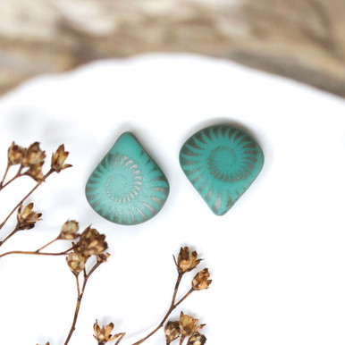 Czech Glass 12x11mm Laser Etched Spiral Shell Briolette - Turquoise ...