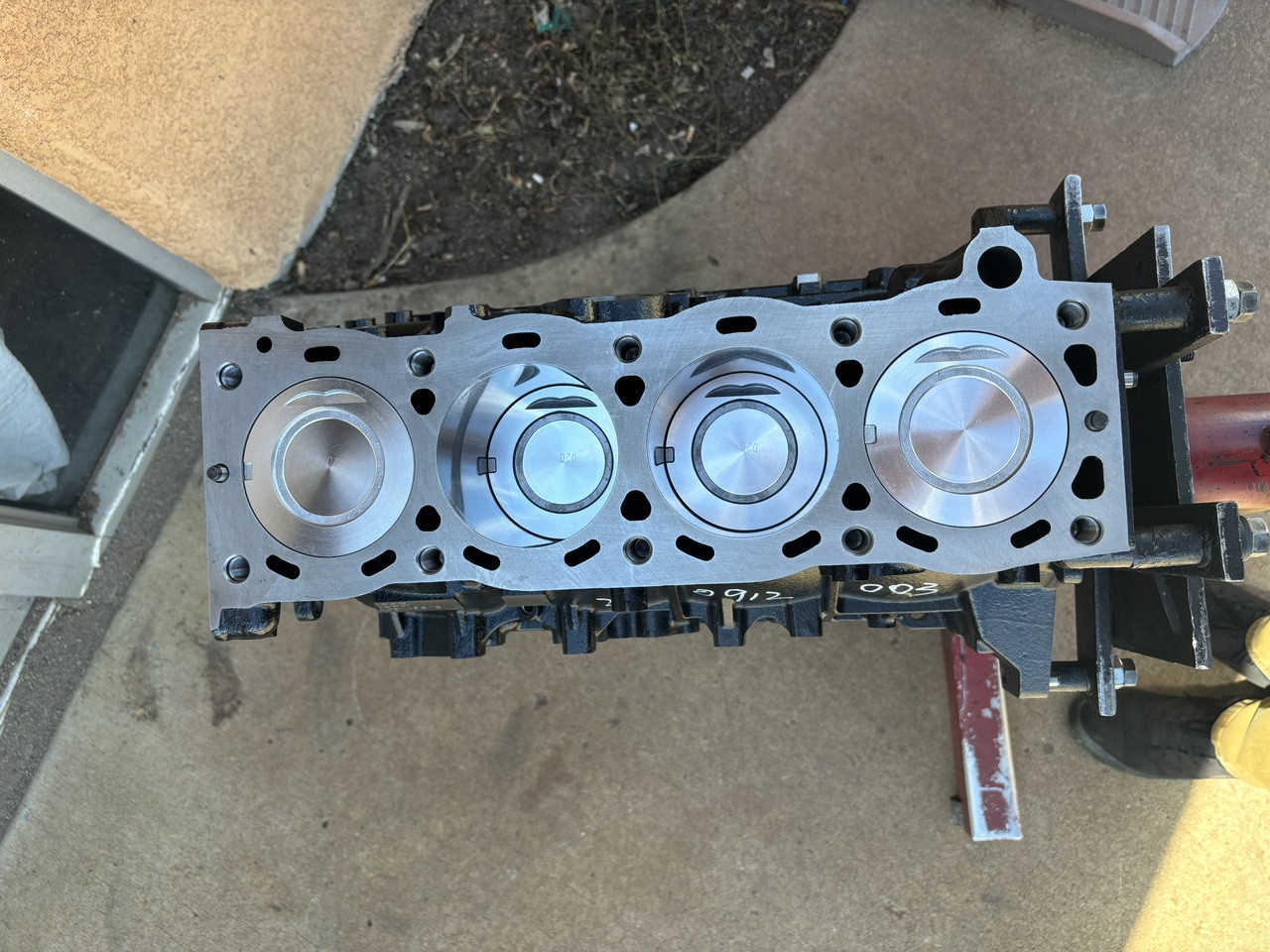 BRAND NEW Toyota 22R or 22RE 2.4l Engine Long Block NEW 22R 22RE Engine