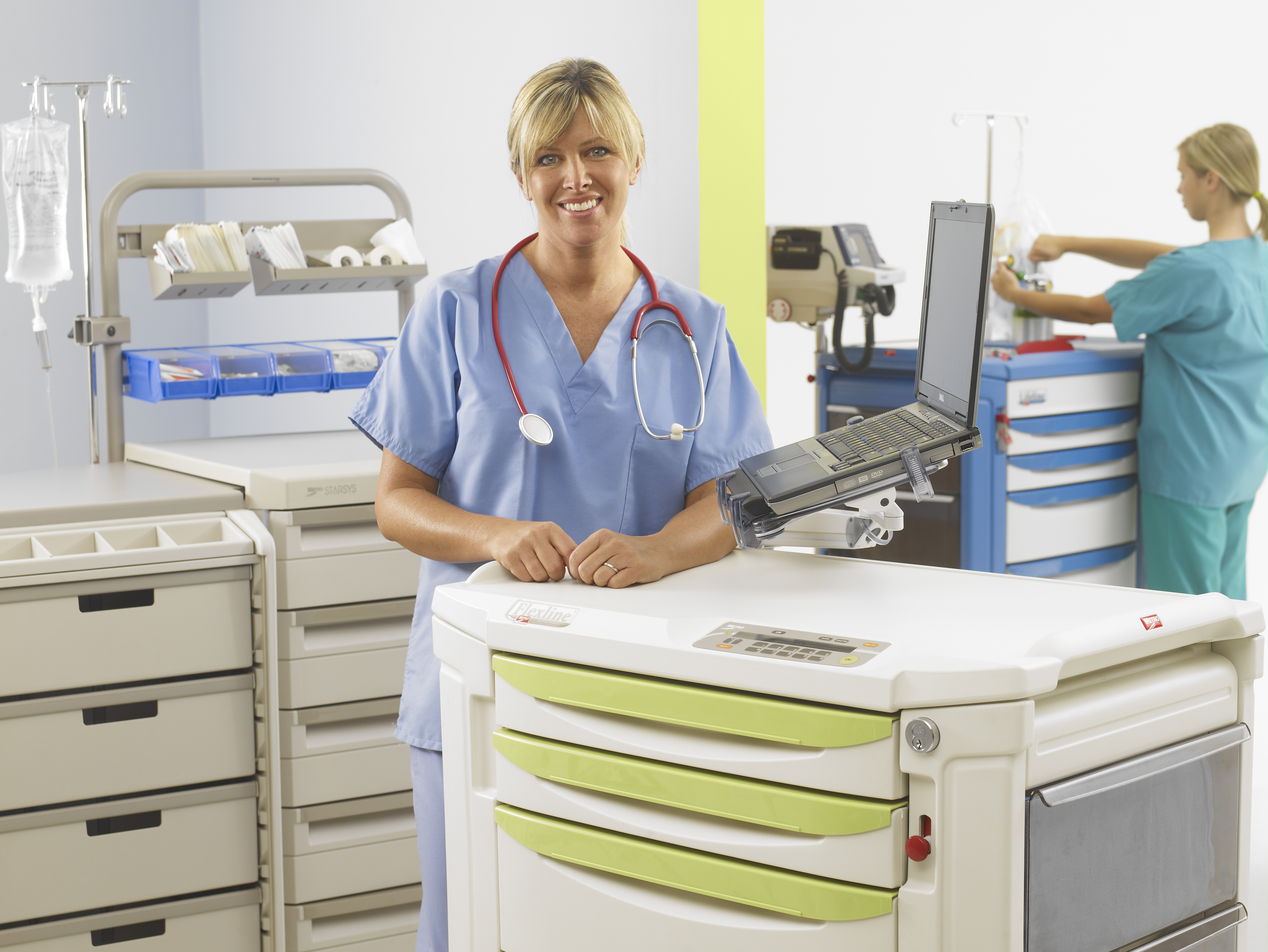 5 Benefits of Mobile Medical Carts for Nurses - Metro