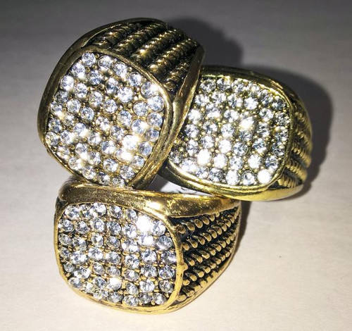 Chunky Gem Pimp Ring Gold | 70s | Costume Pieces and Kits - The Costume ...