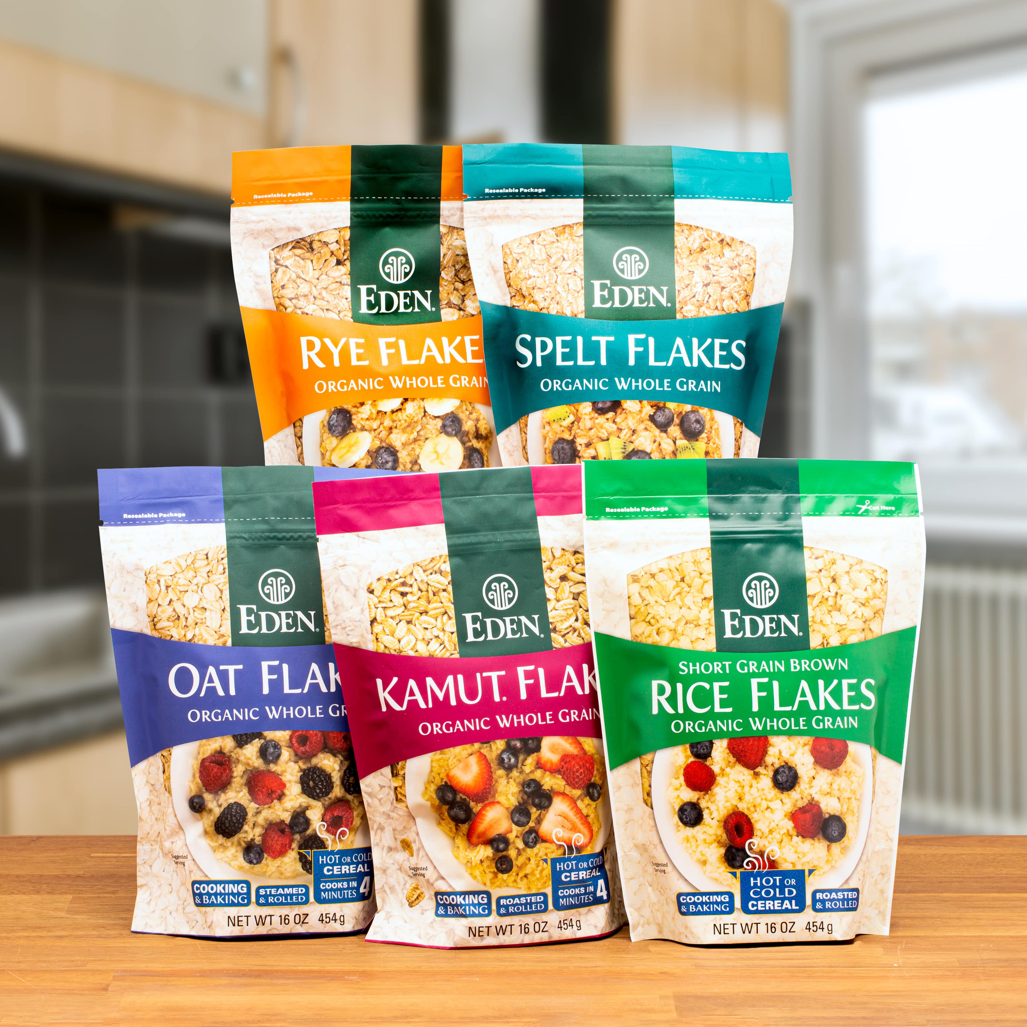 Whole Grain - Rolled Flakes - Eden Foods