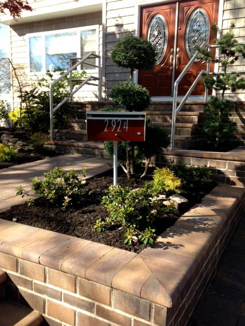 Metro Front Opening Aluminum Modern Mailbox | BoxDesignUSA