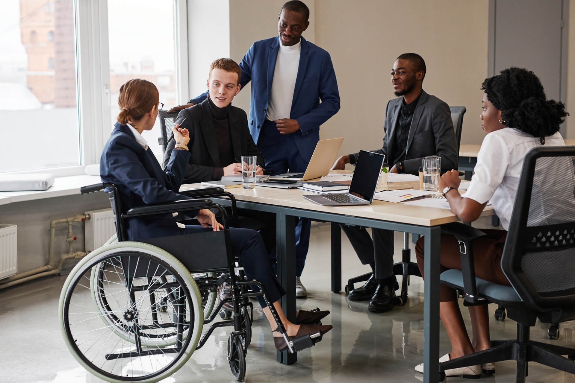 Wheelchair for Adults: Discover Absolute Comfort