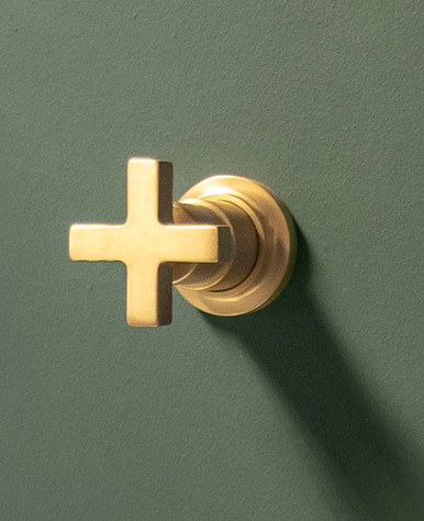 Contemporary concealed wall valve