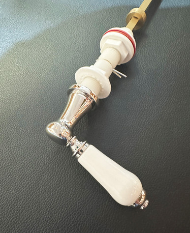 Classic extended toilet cistern lever