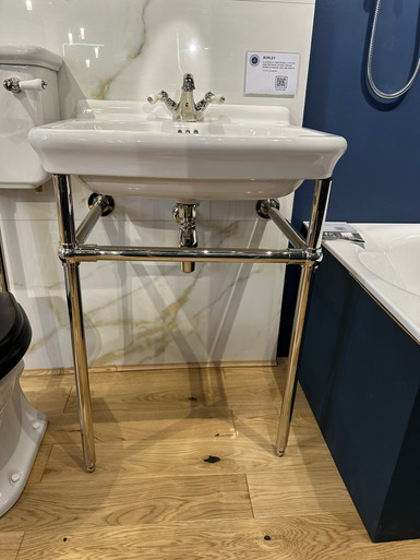 Classic Ball Joint Basin Stand | Chrome