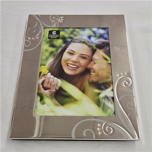 Curly-Que Photo Frame Silver - McClard's Gifts