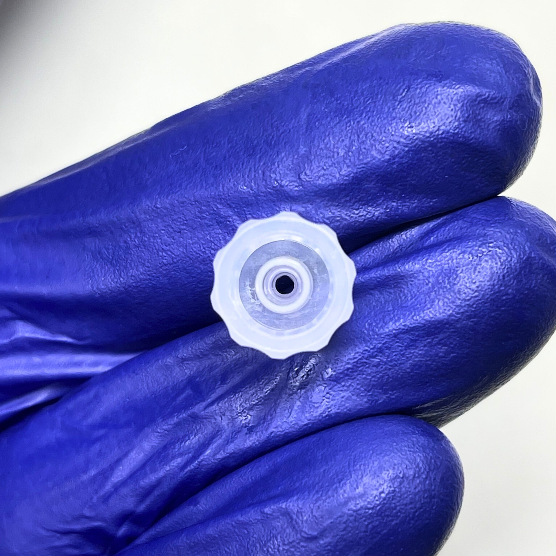 Male Luer to Barbed Connector - Darwin Microfluidics