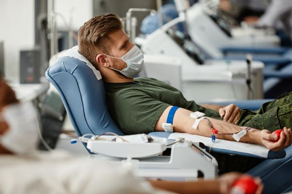 4 Reasons To Collect Blood Samples From Your Patients