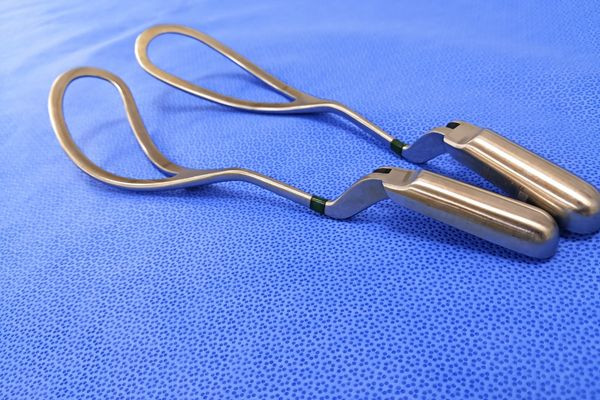 Common Medical Forceps Types and Their Uses