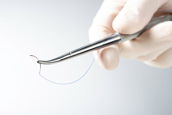 Advantages of Carb-N-Sert Needle Holders - Cascade Health Care Inc.
