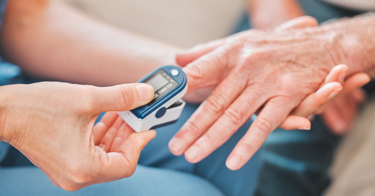 Helpful Tips for Using Pulse Oximeters on Senior Patients - Cascade ...