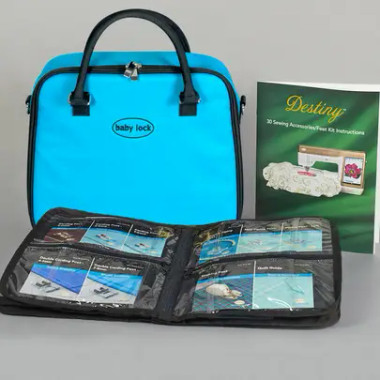 BL TEAL DESTINY FOOT KIT 30 ACCESSORIES IN HANDBAG