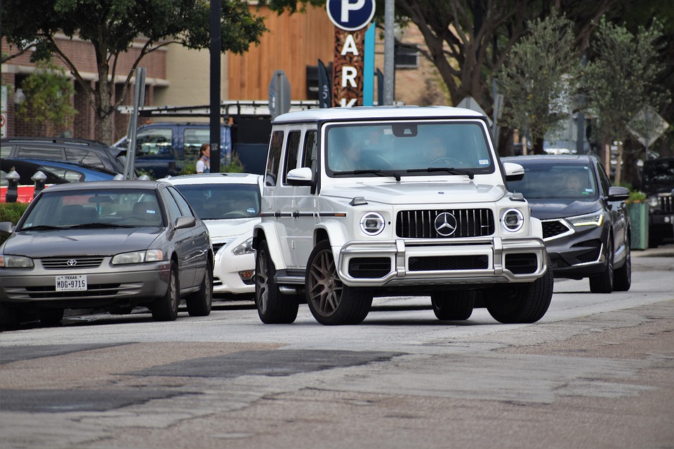 Why Mercedes G-Wagons Are Great Off-Roaders updated 2023 - OZ