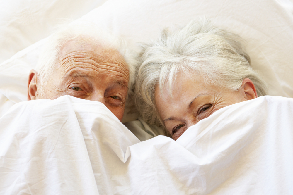 Aging and Sleep: 5 Sleep Tips For Seniors - DOWNLITE