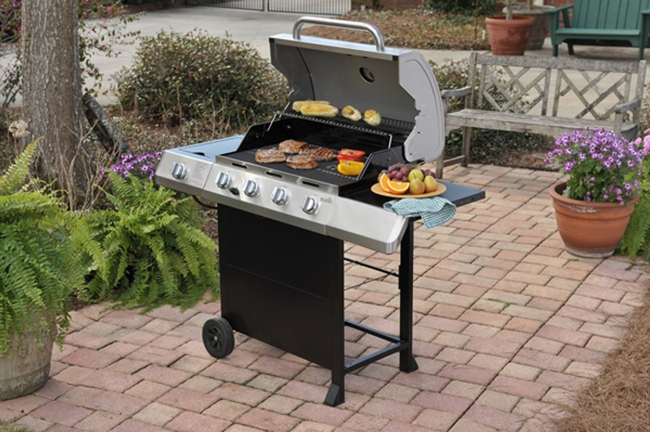Barbecue Sets, Smokers and Accessories