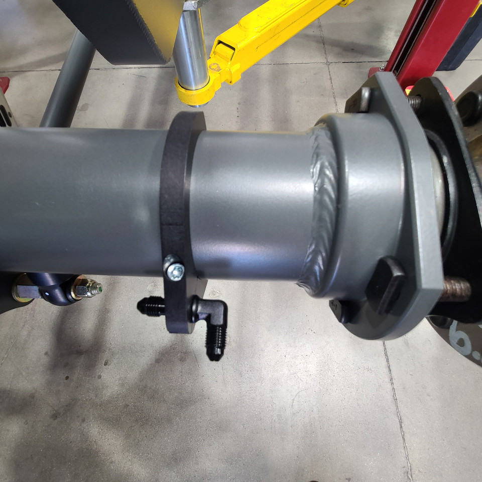 3" Axle Clamp for -3AN Bulkhead, Black.
