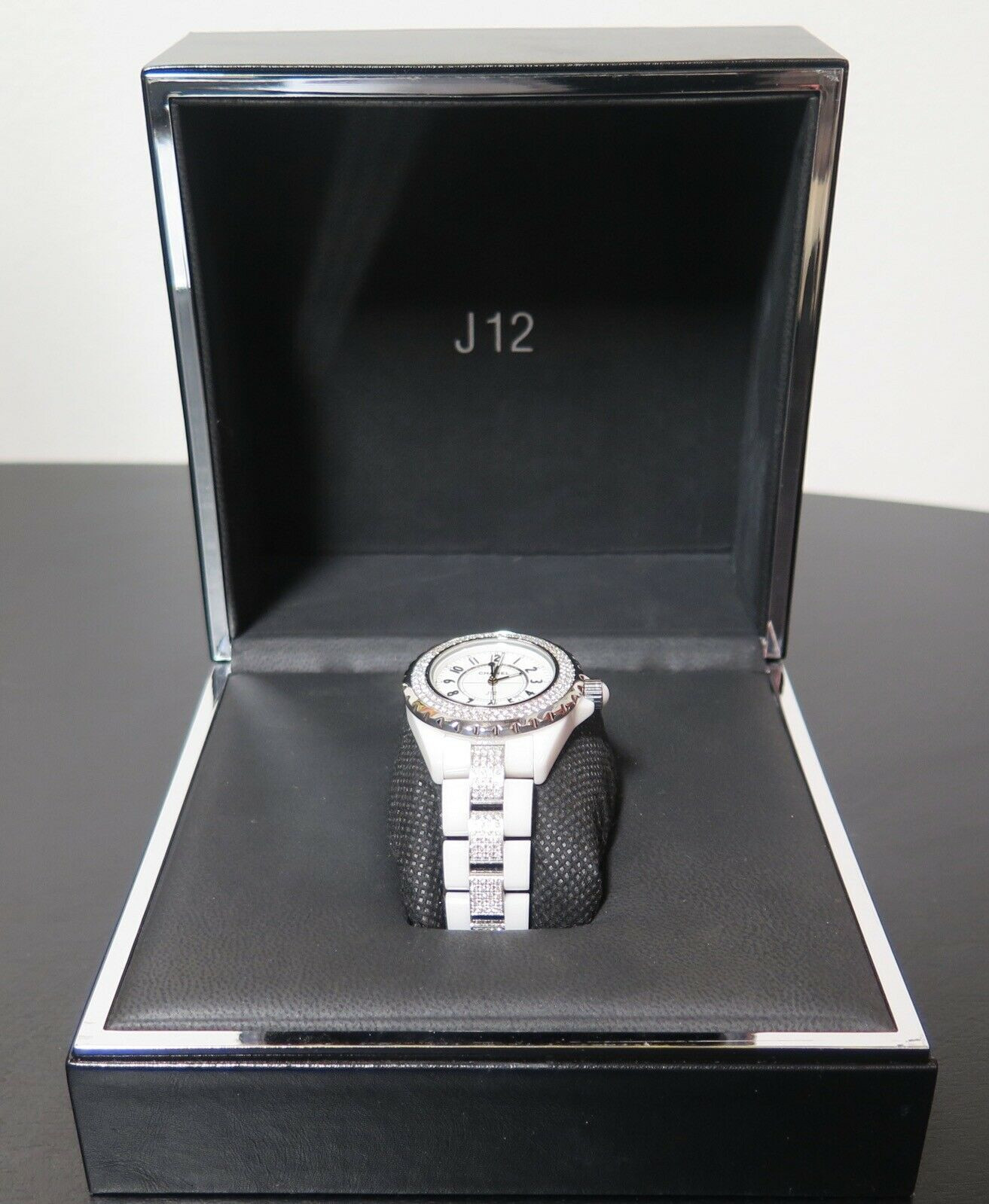 Chanel J12 Diamond Set Quartz 33m Ceramic Wrist Watch & Box H1420