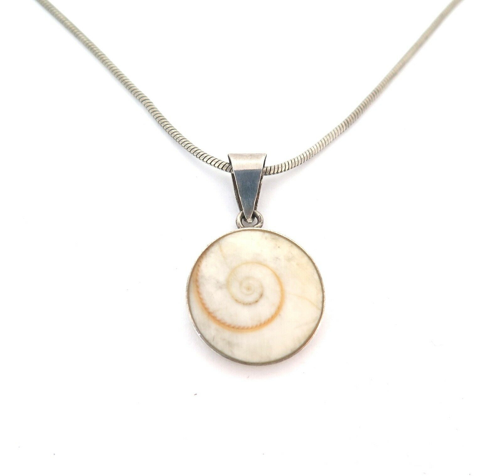 Vintage Sterling Silver Shiva Shell Necklace Length 45 cm 7.3g