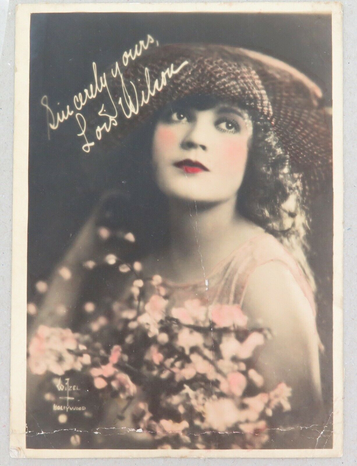 RARE 1920s MOVIE STUDIO LARGISH PHOTOGRAPH. SILENT MOVIE STAR LOIS WILSON