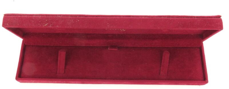 Affinity Diamonds Bracelet / Jewellery Felt Lined Box. - Harrington & Co.