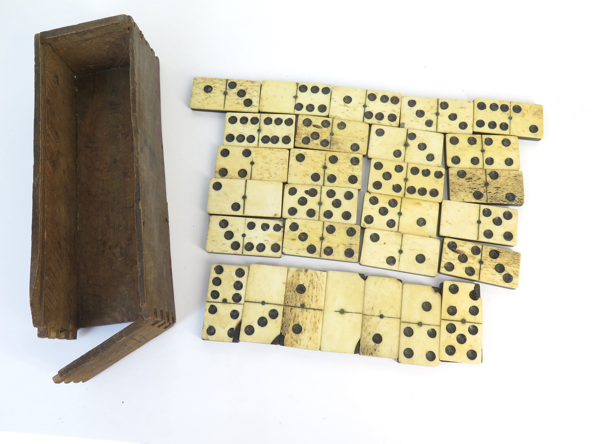 Antique Victorian Bone And Ebony 6-Dot Dominoes