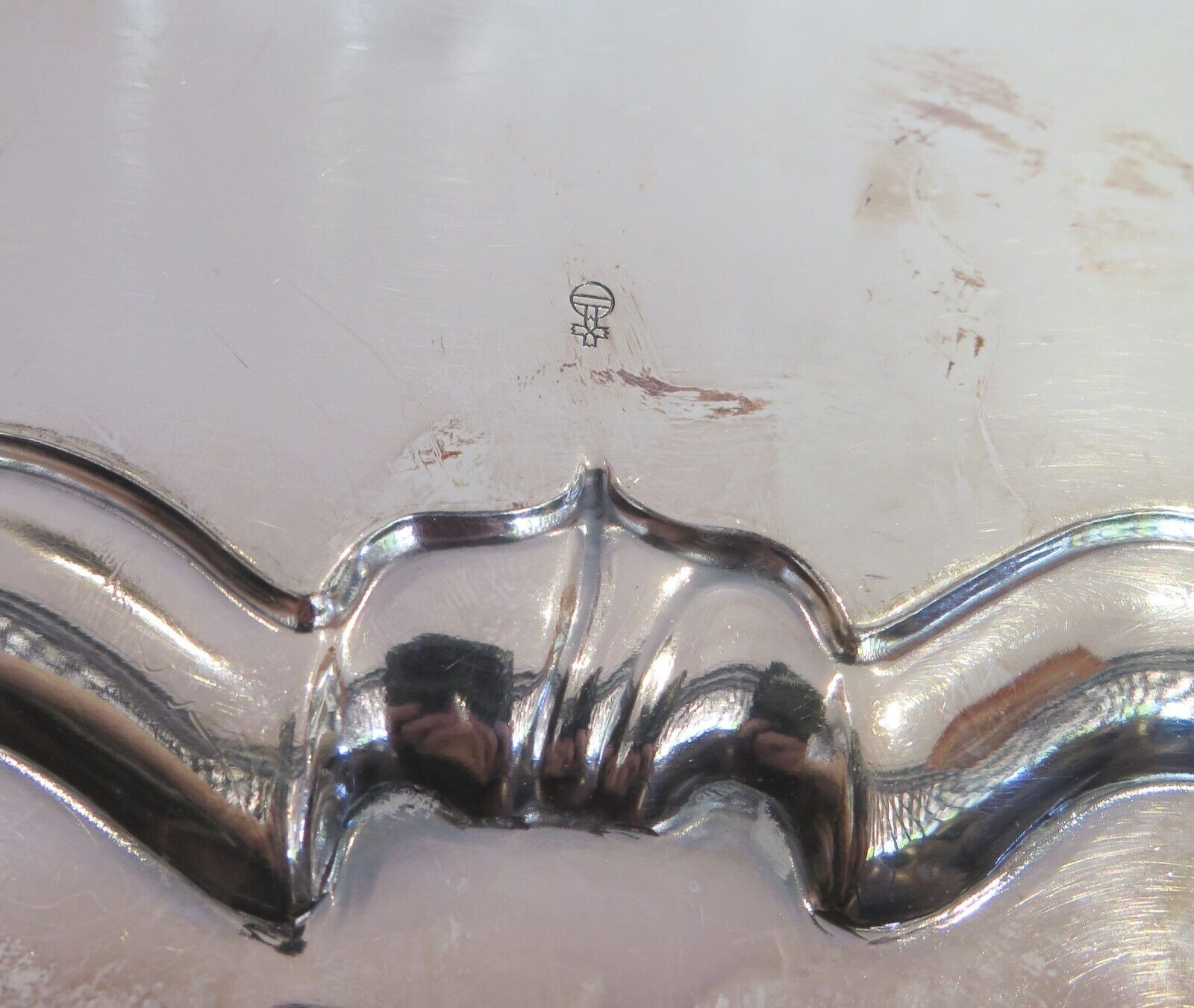 Impressive Nicely Etched Antique English Silverplate Serving Tray, 72cm ...