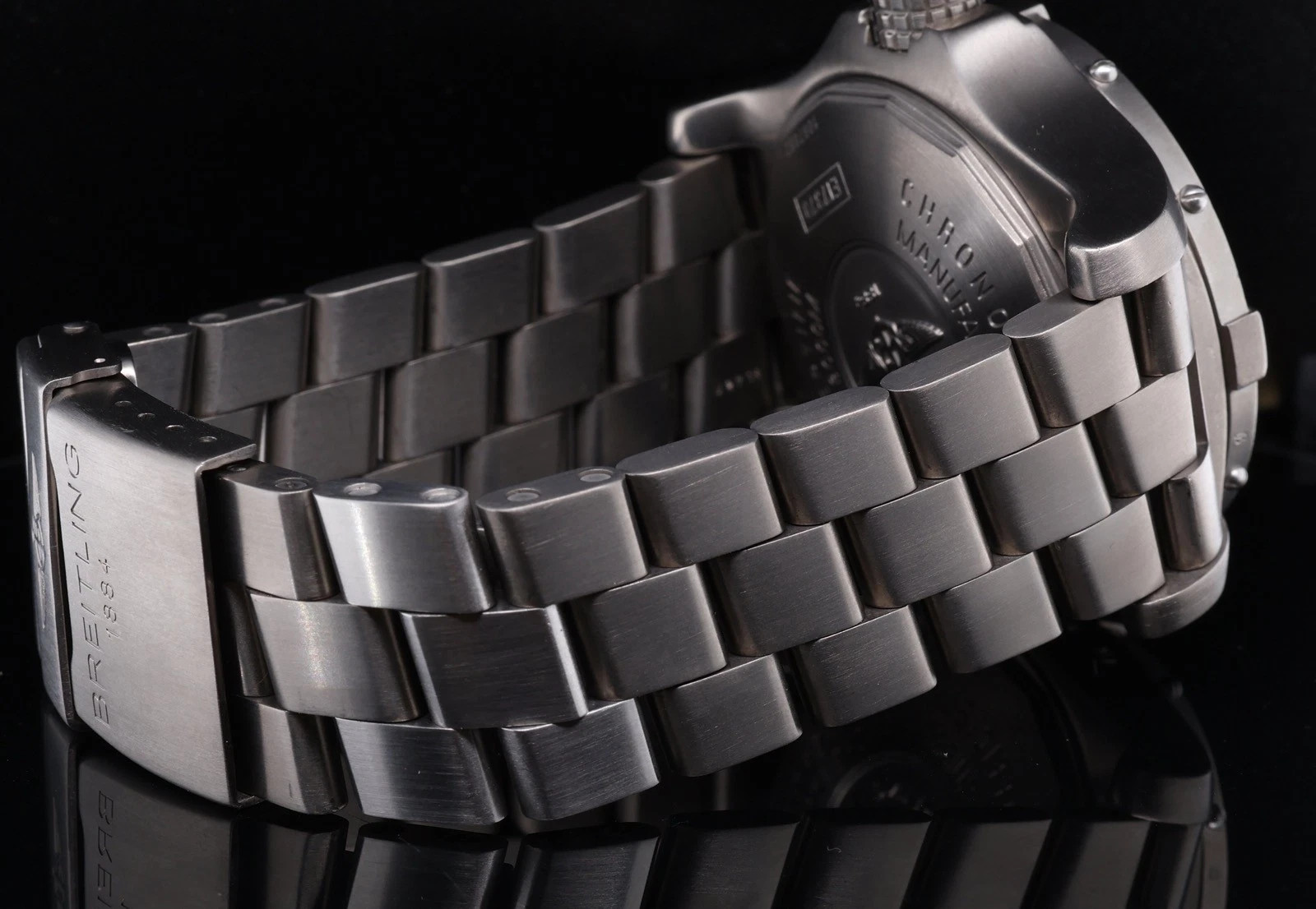 Auth. Breitling Avenger Seawolf Auto 3000m 44mm Titan Diver Watch ...