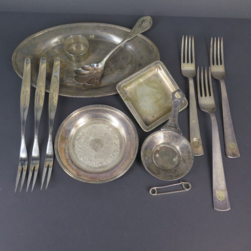 Group Lot Silverplate and Stainless Steel items #2 - Harrington & Co.