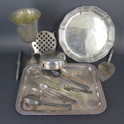 Group Lot of Vintage / Antique Silverplate Items #4 - Harrington & Co.